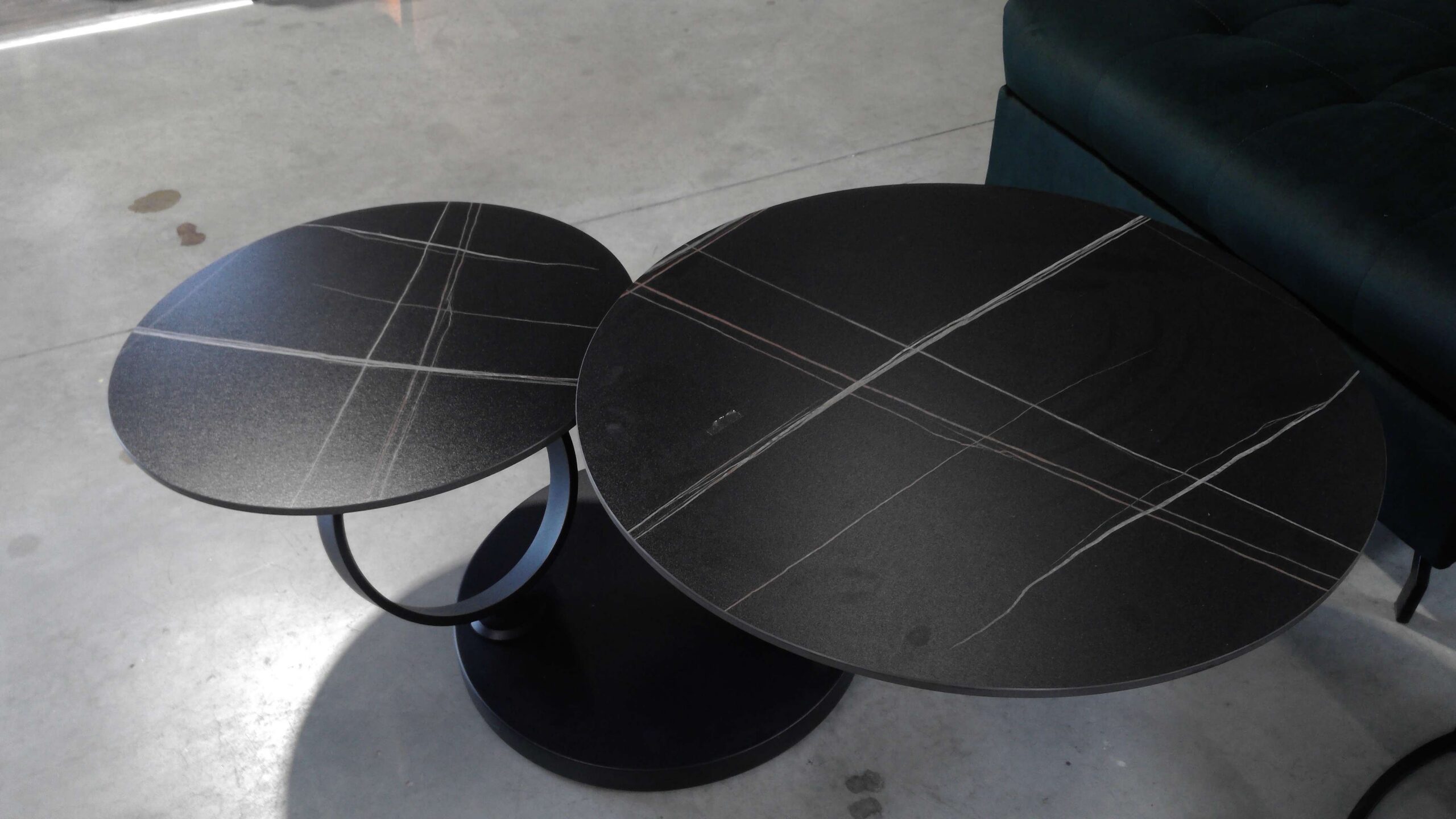 TABLE BASSE RONDE 2 PLATEAUX PIVOTANTS CERAMIQUE - DESTOCKAGE - ANNEXE MEUBLE DECO